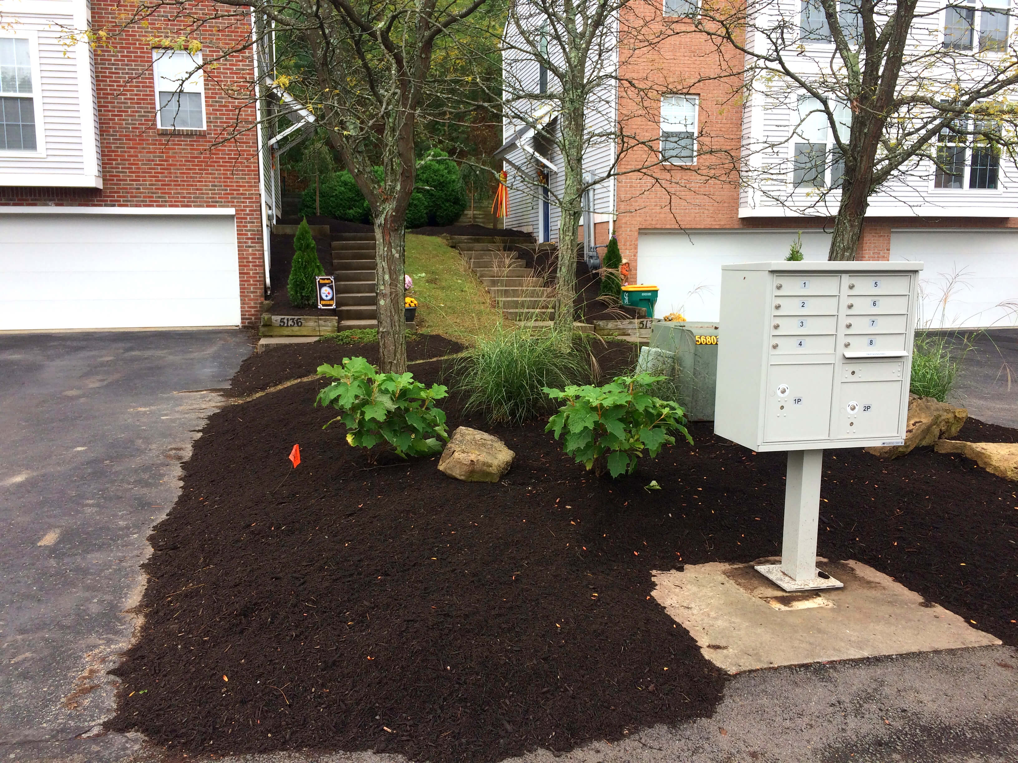 Pittsburgh Mulching | Treesdale Landscape Company